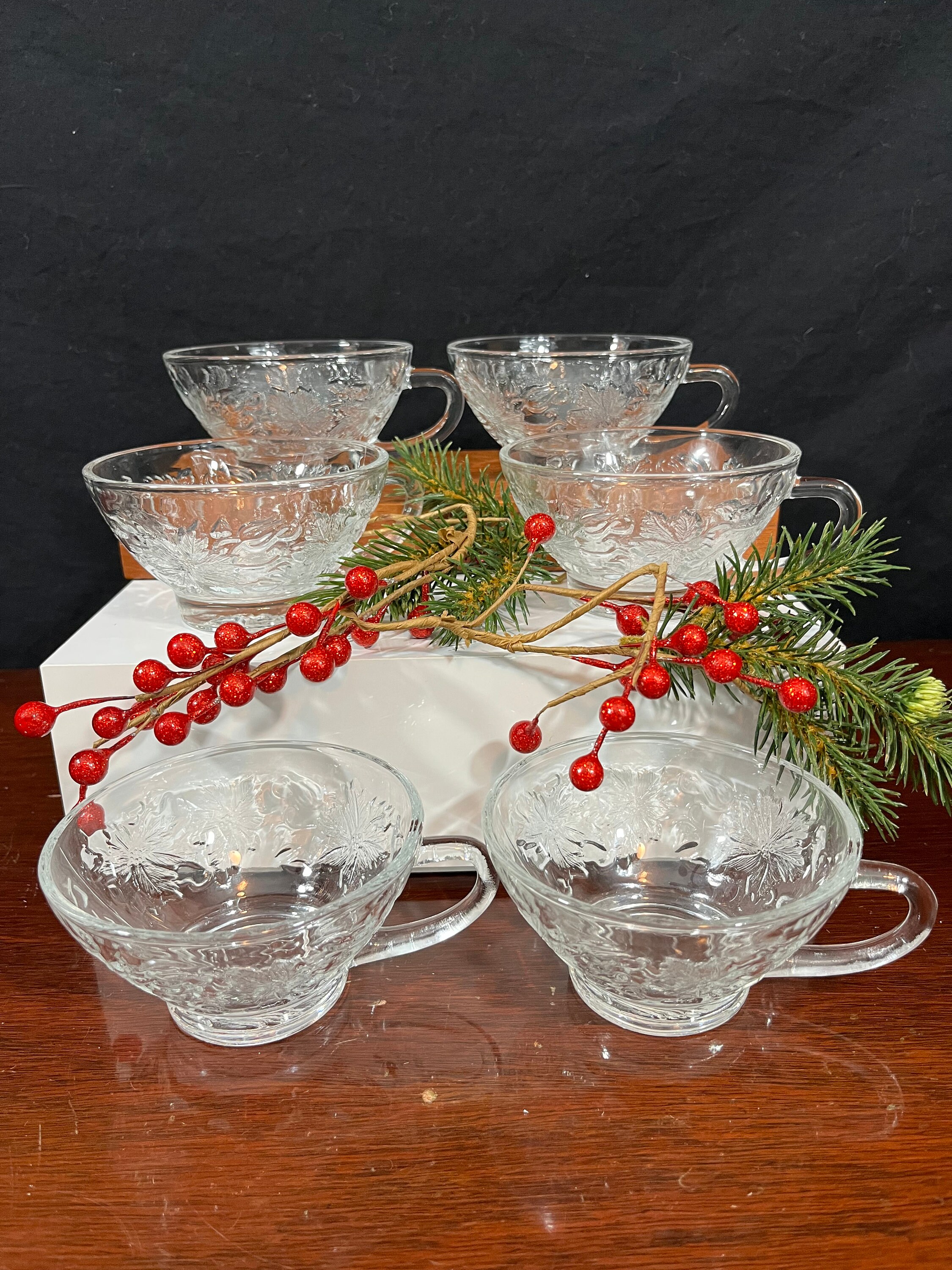 Set of 6 Princess House fantasia Tea Cups 6oz Poinsettia Themed Punch ...