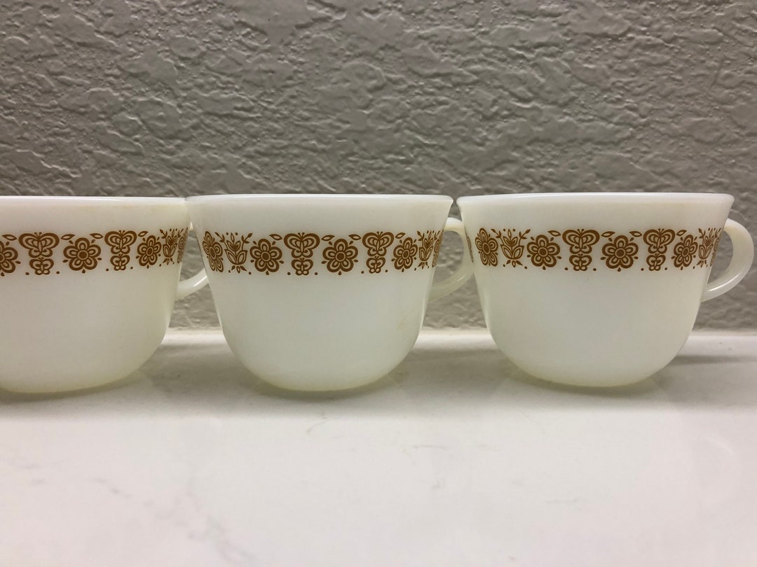This is a Lot of 4 Pyrex Butterfly Gold Pattern With Flowers.no Chips ...