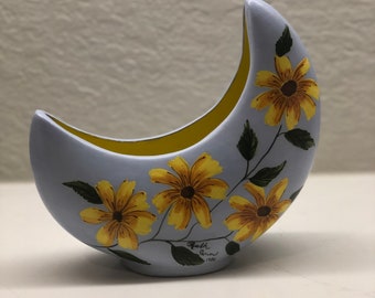 Half Moon Vase - Etsy