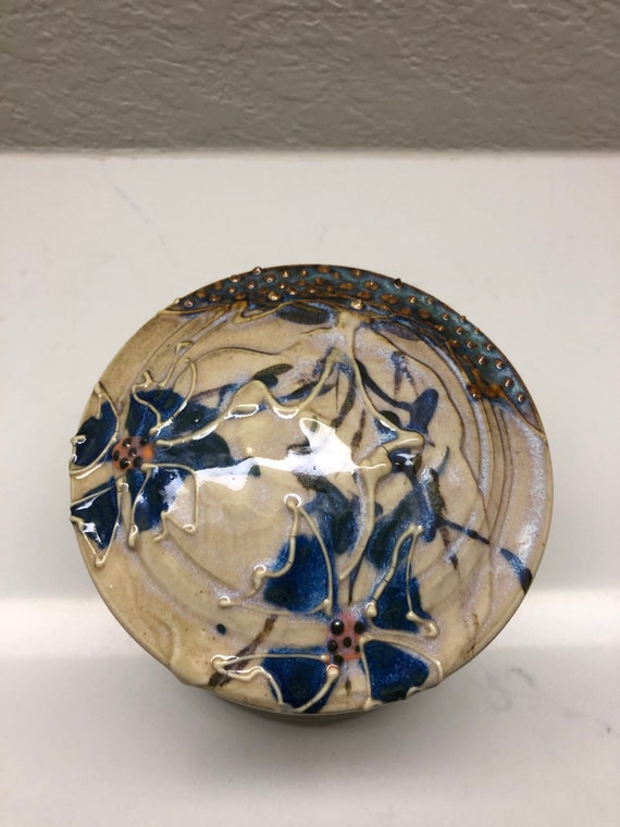 signed laguna pottery - Gem