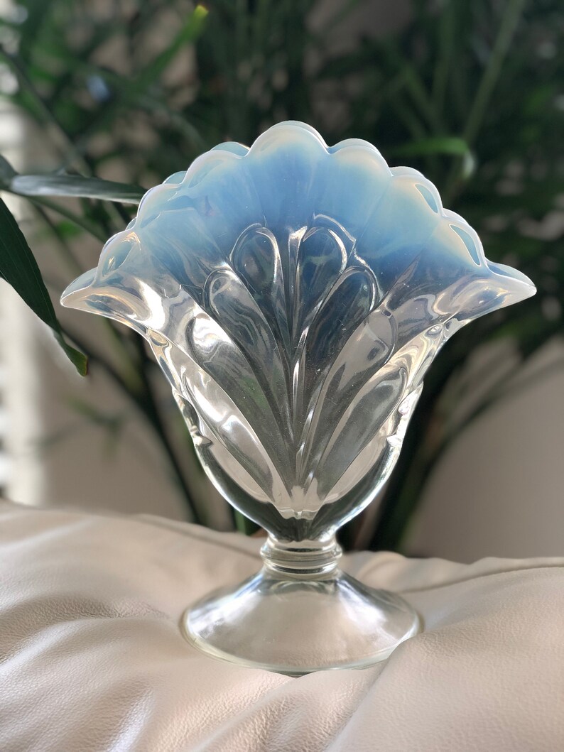 Fenton Levay Glass Opalescent Limited Fan - Etsy