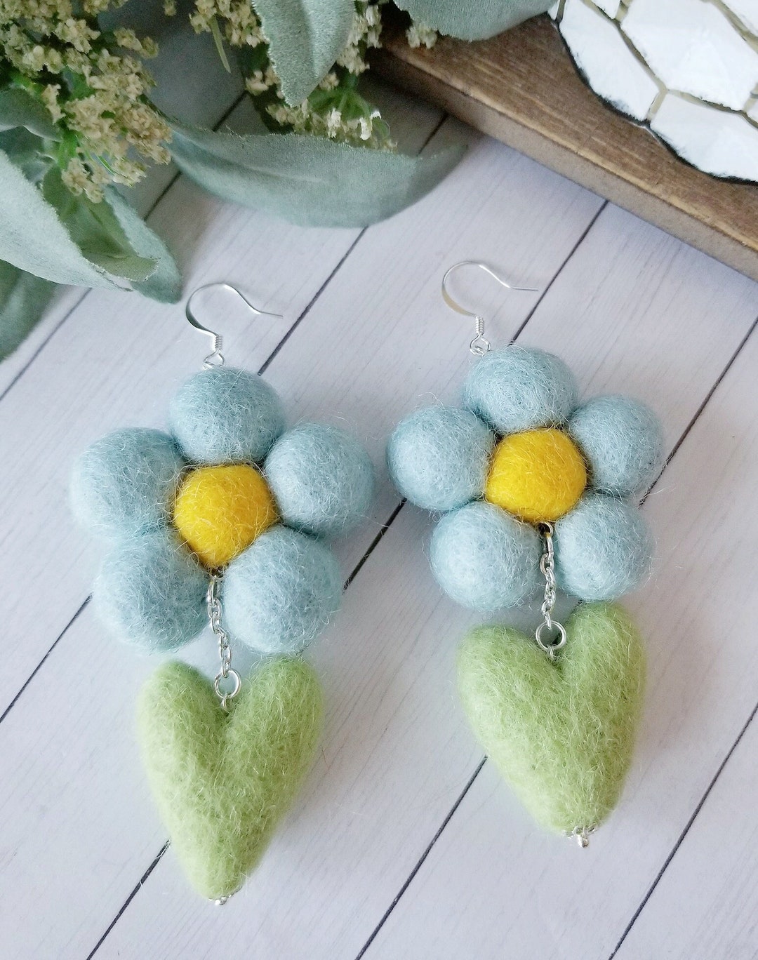 Felt Flower Earrings, Floral Earrings, Flower Dangle Earrings - Etsy