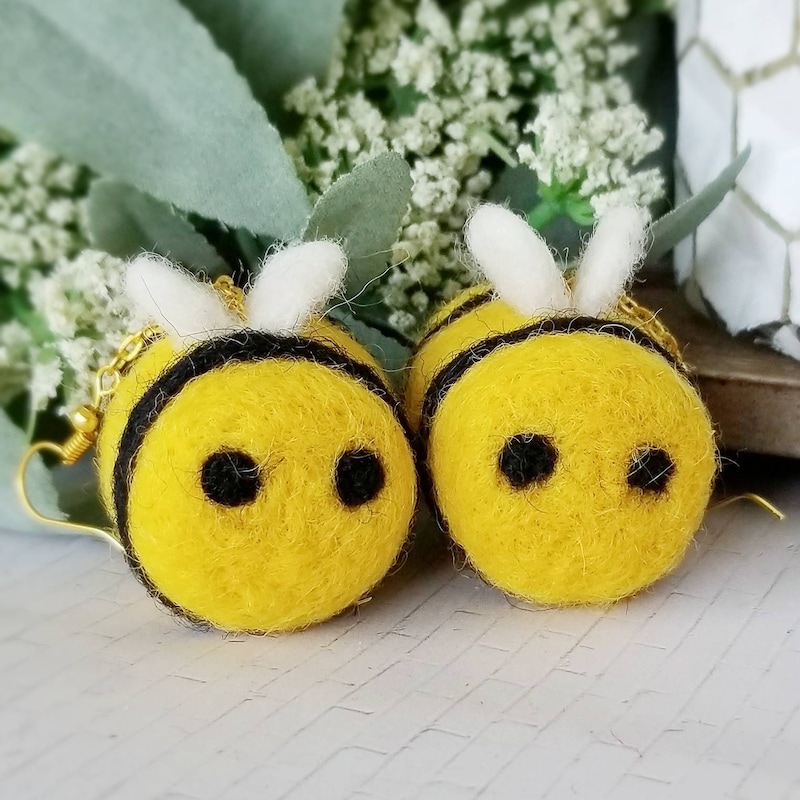 Felt Bee - Etsy