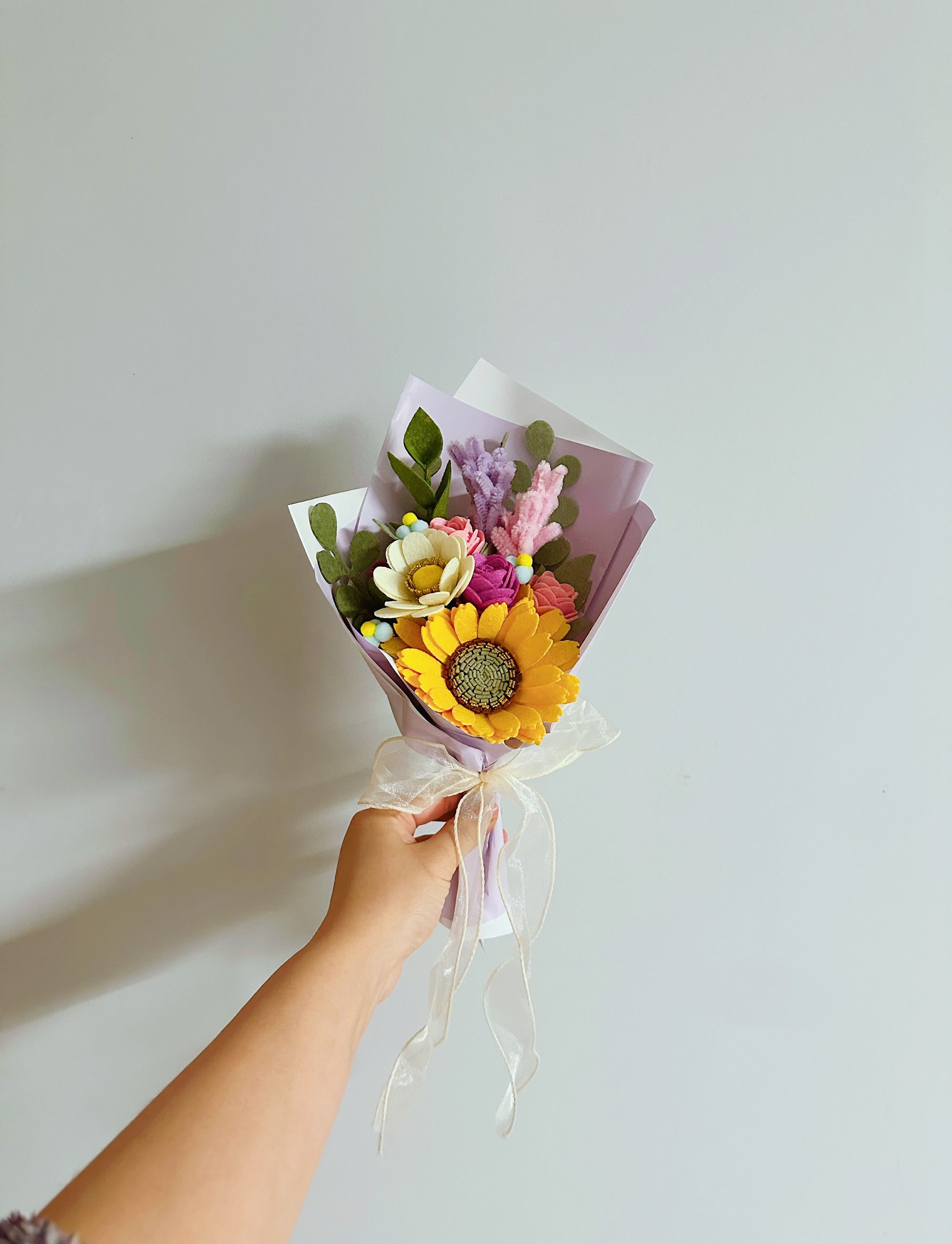 DIY Mini Felt & Pipe Cleaner Flower Bouquet Kit - Sunflower, Roses ...