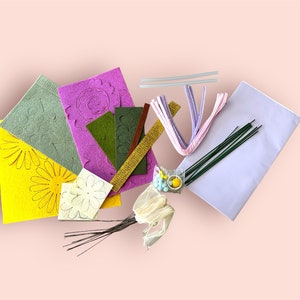 DIY Mini Felt & Pipe Cleaner Flower Bouquet Kit - Sunflower, Roses ...