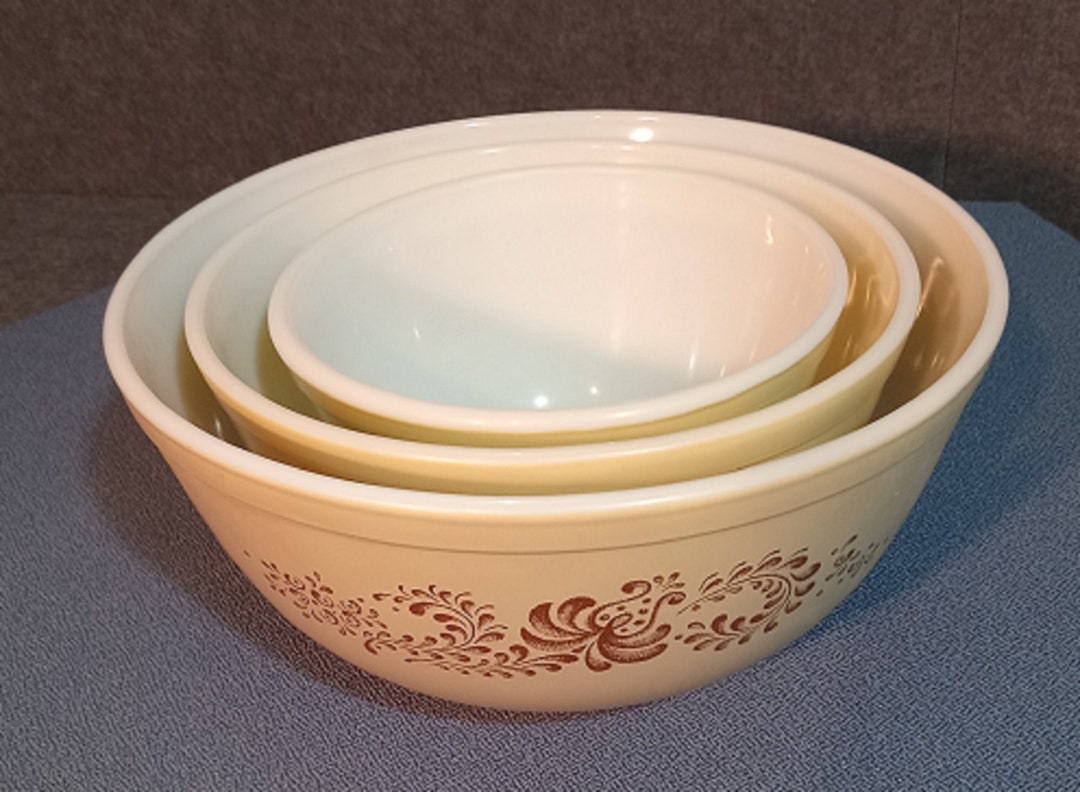 Classic Pyrex Homestead Brown Nesting 3 Bowl Set / Pyrex 401 / 402 ...