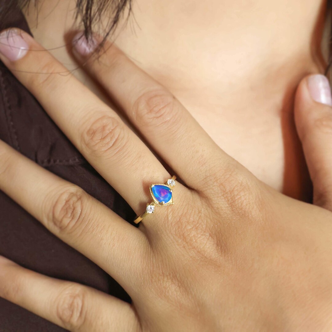 Blue Fire Pear Shape Ethiopian Opal Wedding Ring for Women, Vintage Fire Opal Ring, Gemstone ...