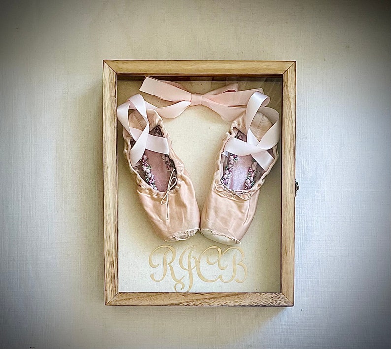 Pointe Shoe Shadow Box: Ballet Keepsake Display - Etsy