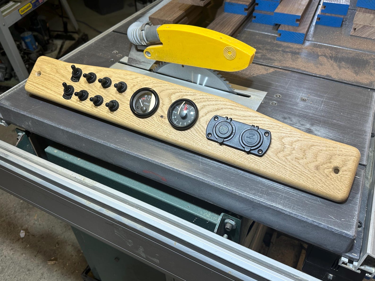 Land Rover Series 3 Bespoke Solid Oak Dash Panel - Etsy UK