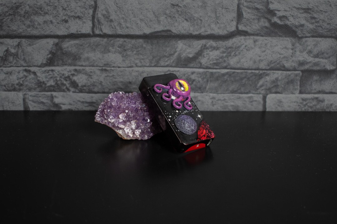 Cosmic Horror Tentacle Eye Lighter – Rechargeable USB Arc Plasma ...