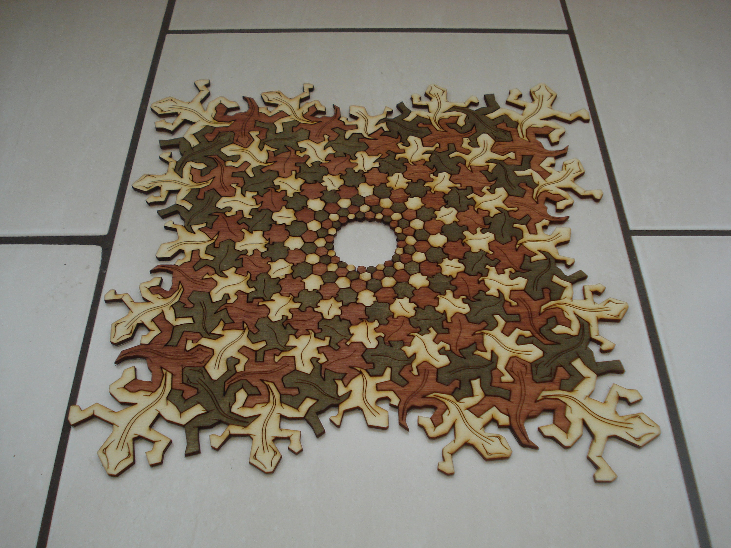 Escher Lizard Spiral PLANS Gecko Tessellation FILES - Etsy