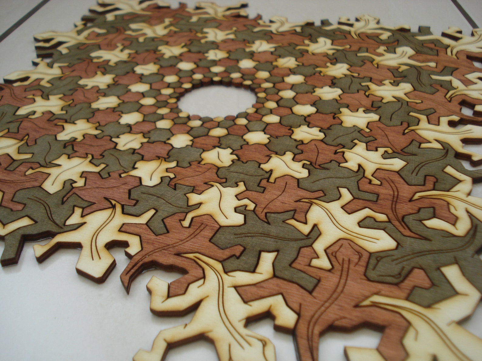 Escher Lizard Spiral PLANS Gecko Tessellation FILES - Etsy