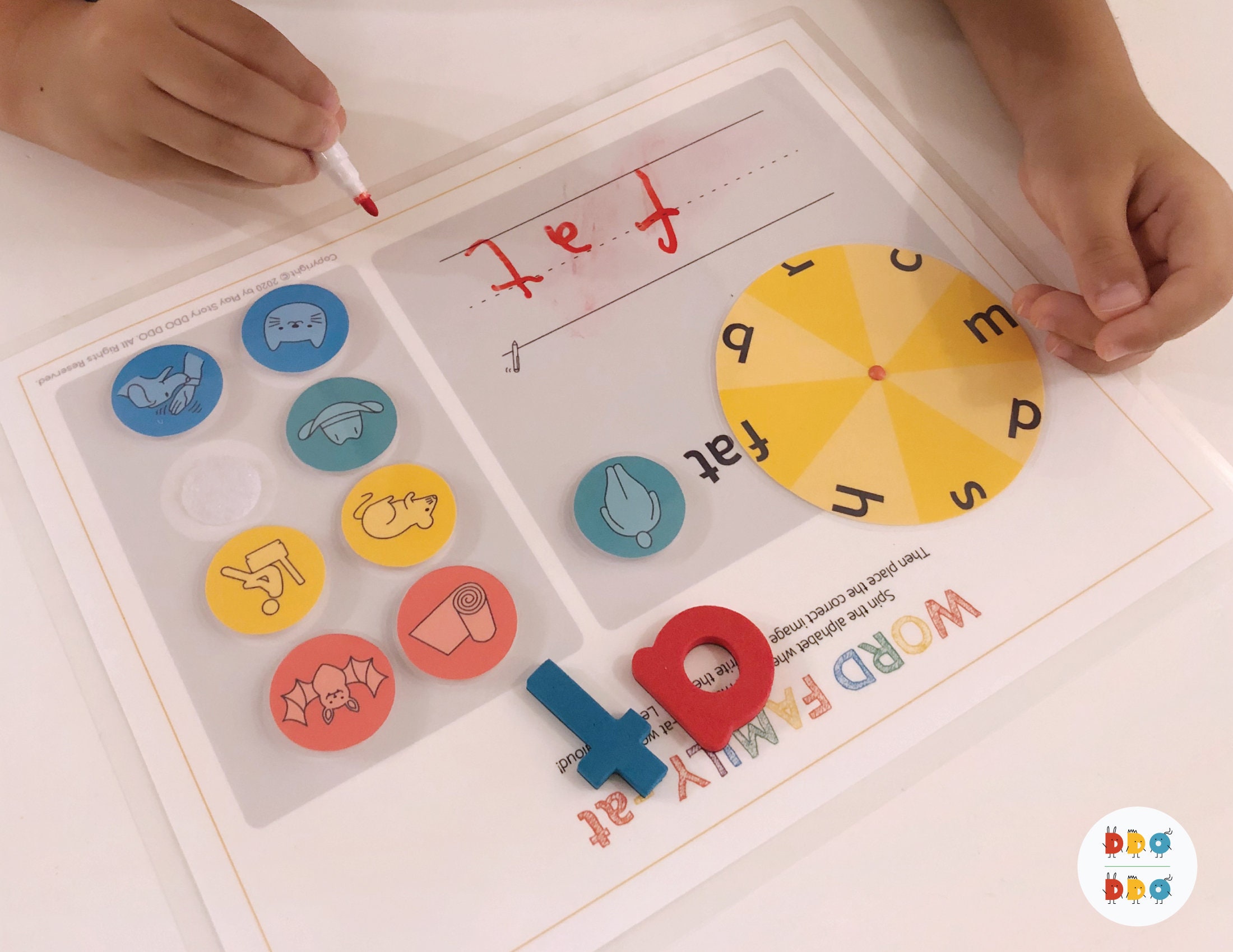 Word Family -at, CVC Reading Game, Beginning Phonics Activity, Learning ...