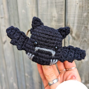 Bat Keychain Amigurumi Crochet Pattern Cute Spooky Halloween, Instant ...