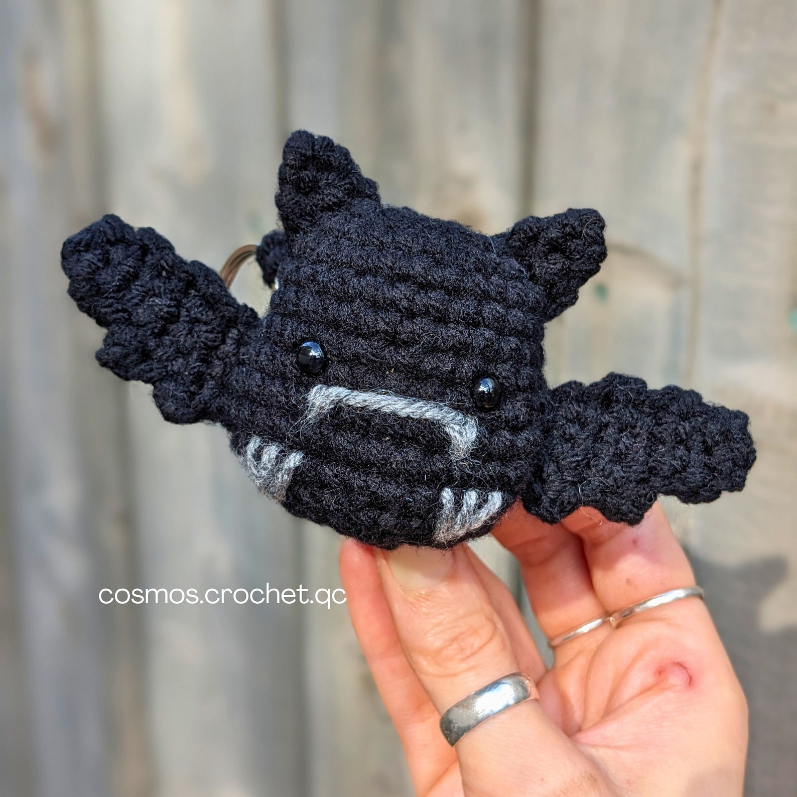 Crochet Bat Keychain PDF Pattern - DIY Halloween Accessory - Etsy