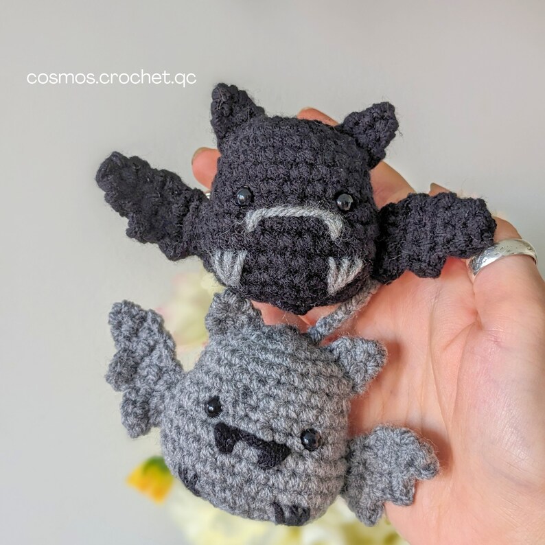 Crochet Bat Keychain PDF Pattern - DIY Halloween Accessory - Etsy