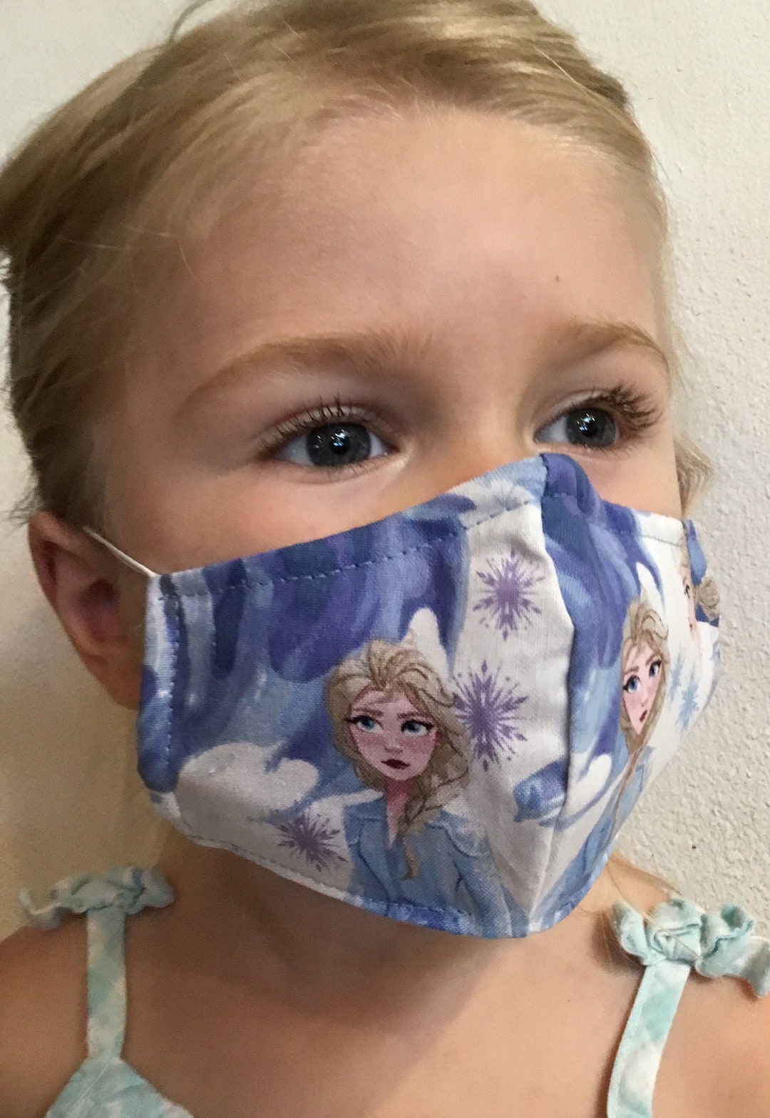 Elsa Frozen 2 máscara ajustable 3Ply con cable de nariz, hecho a mano ...