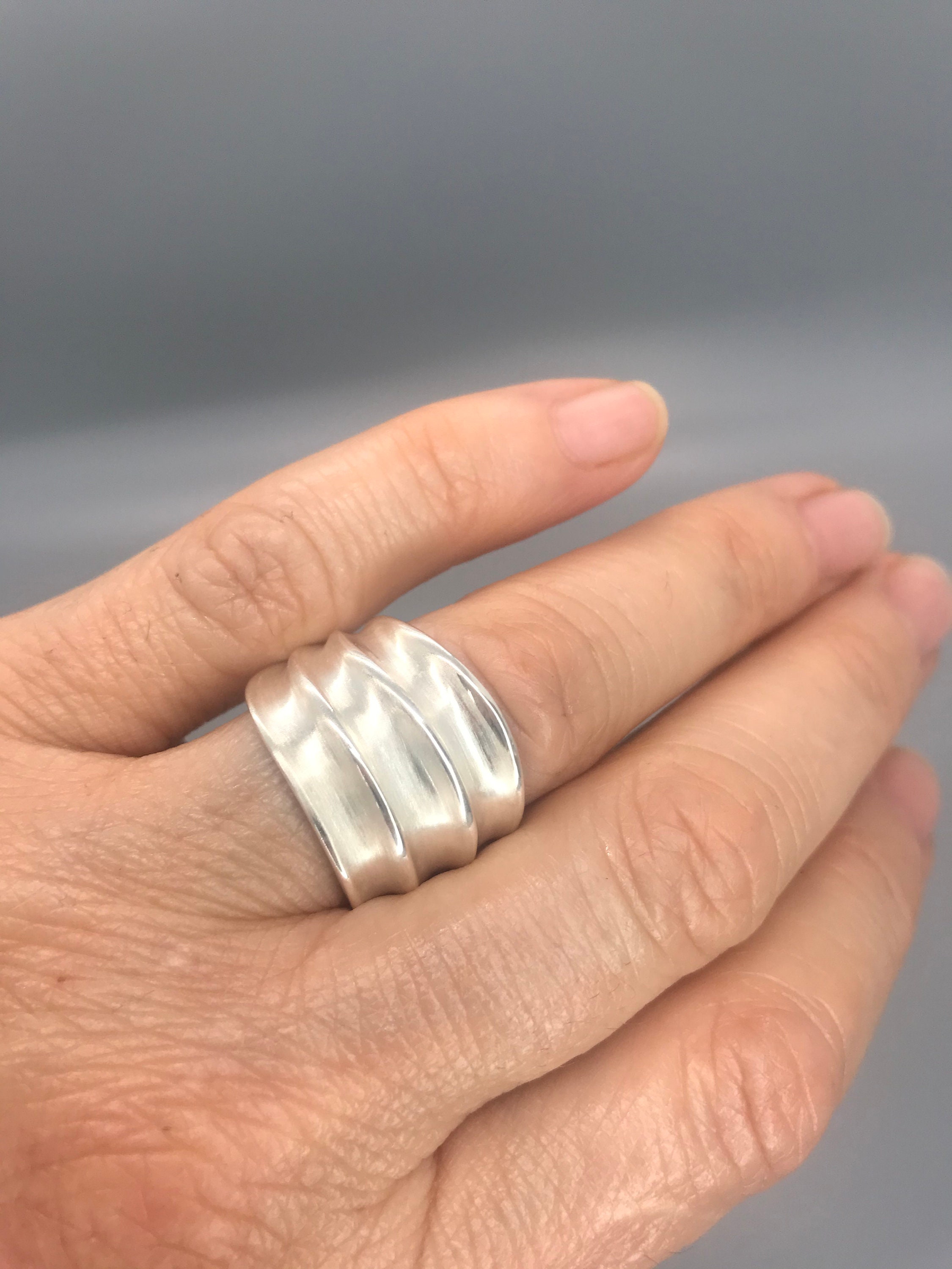 Brushed Wide Wavy Silver Ring /dainty Band Ring / Minimalist - Etsy UK