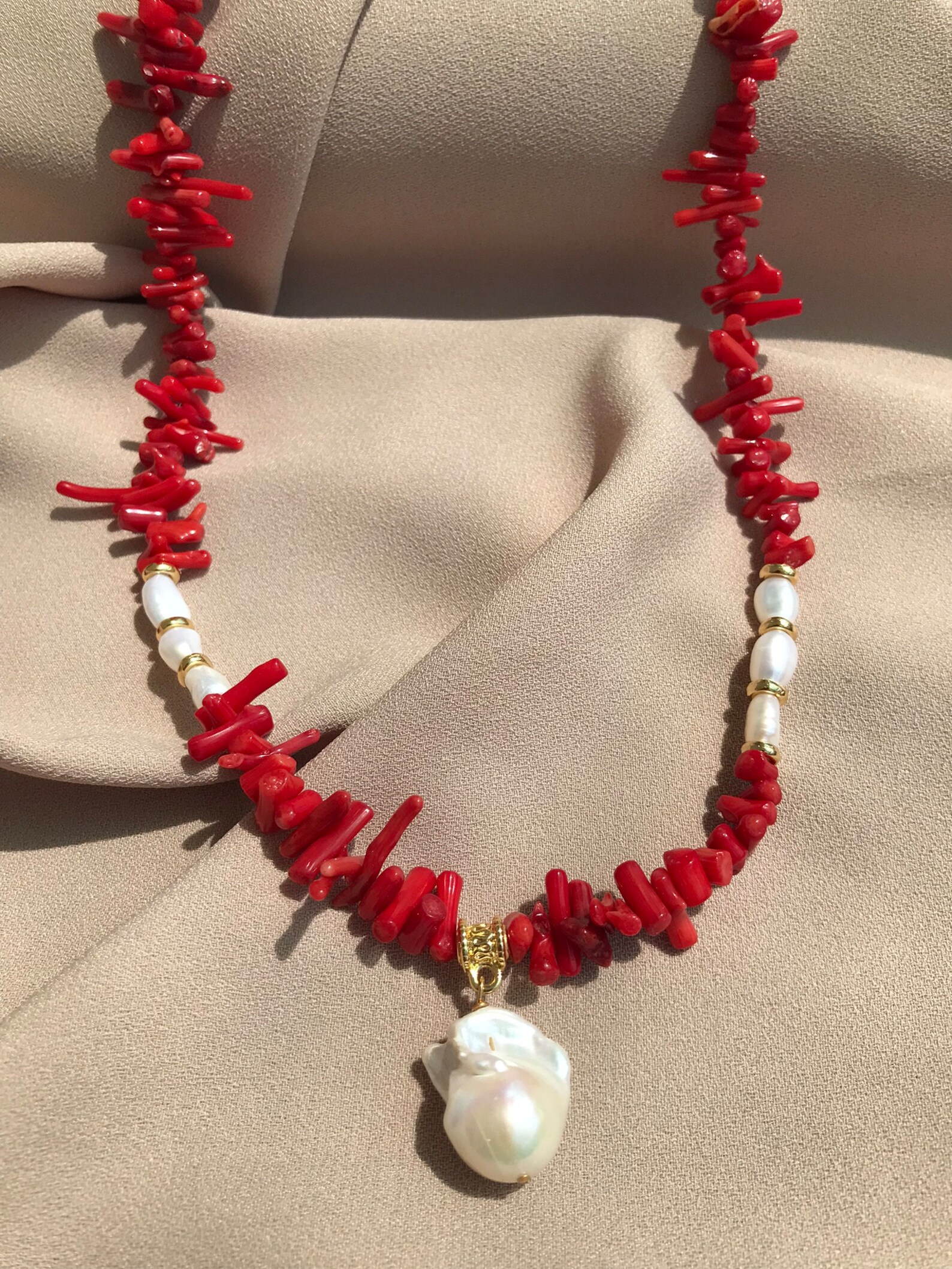 Natural Coral Baroque Pearl Design Necklace - Etsy