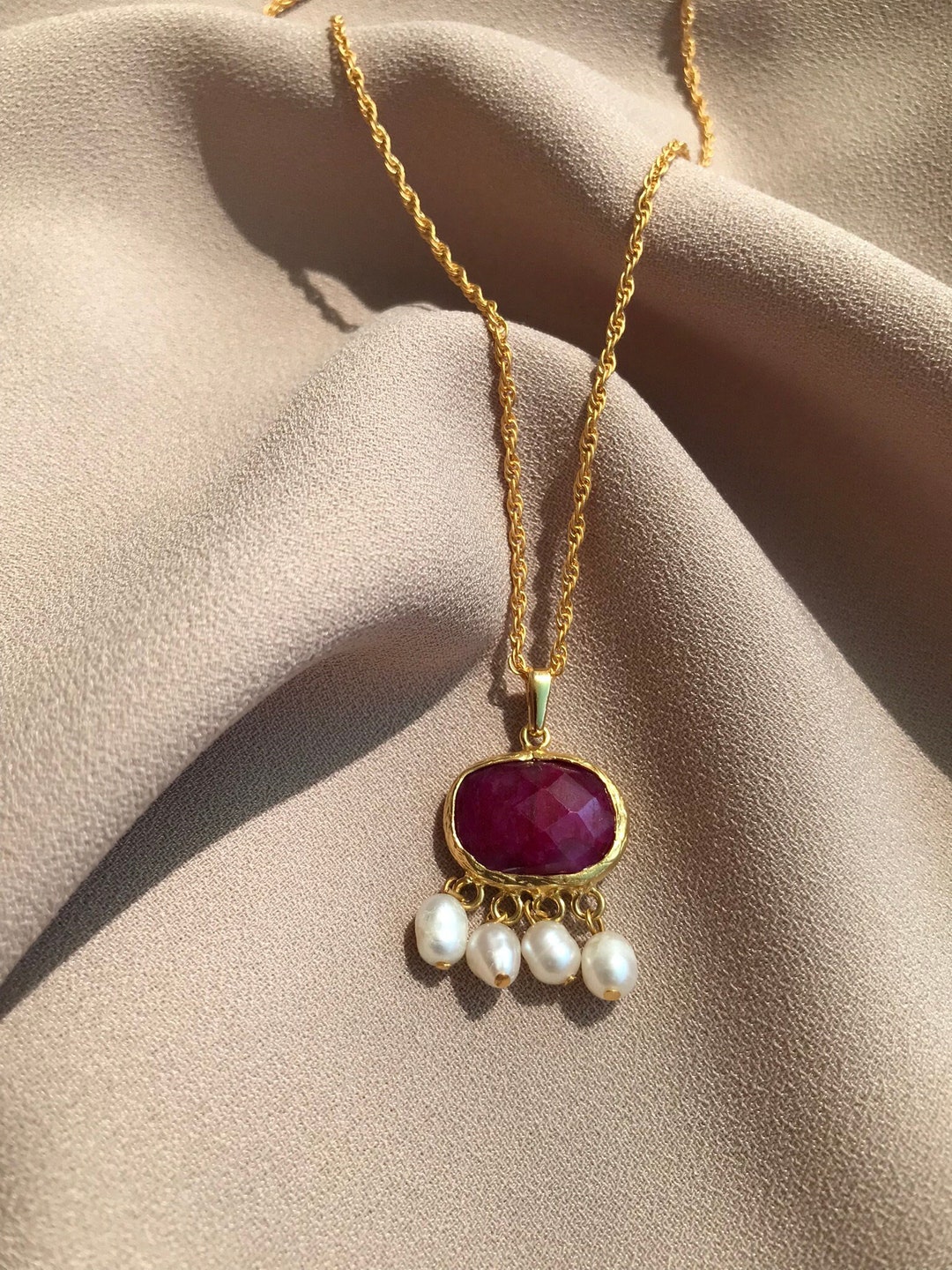 NEW ! Unique Ruby Design Necklace, Twisted Chain Natural Pearl Design ...