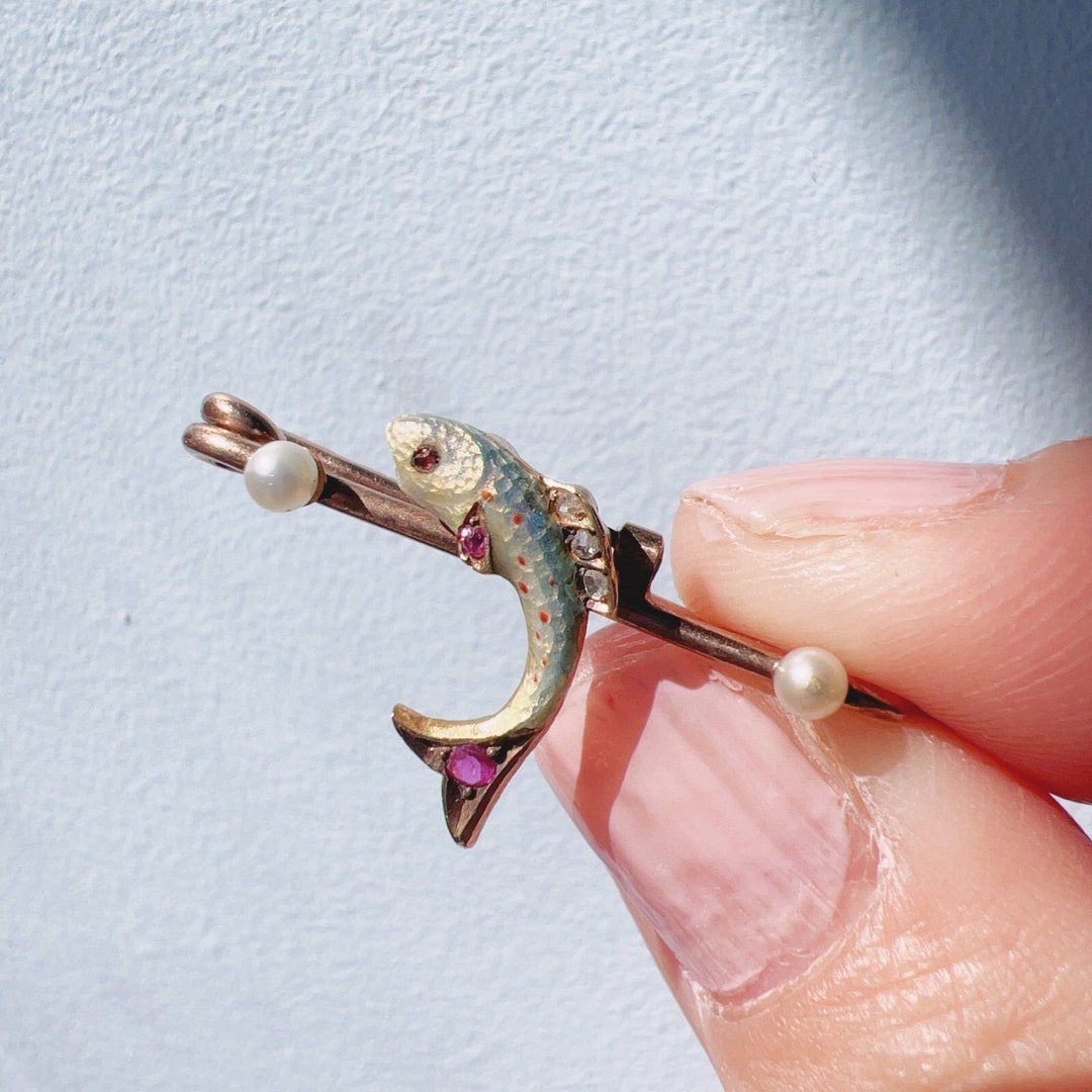 Victorian Era 14K Trembling Enamelled Fish Pin Brooch, Animal Brooch ...