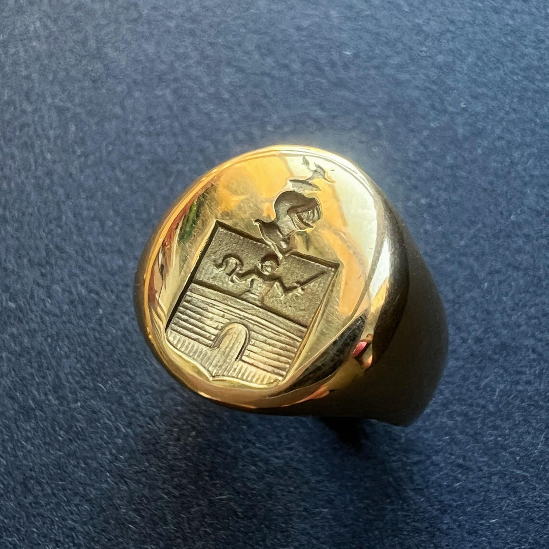 Antique French 18k Gold Signet Ring: Coat of Arms Intaglio - Etsy