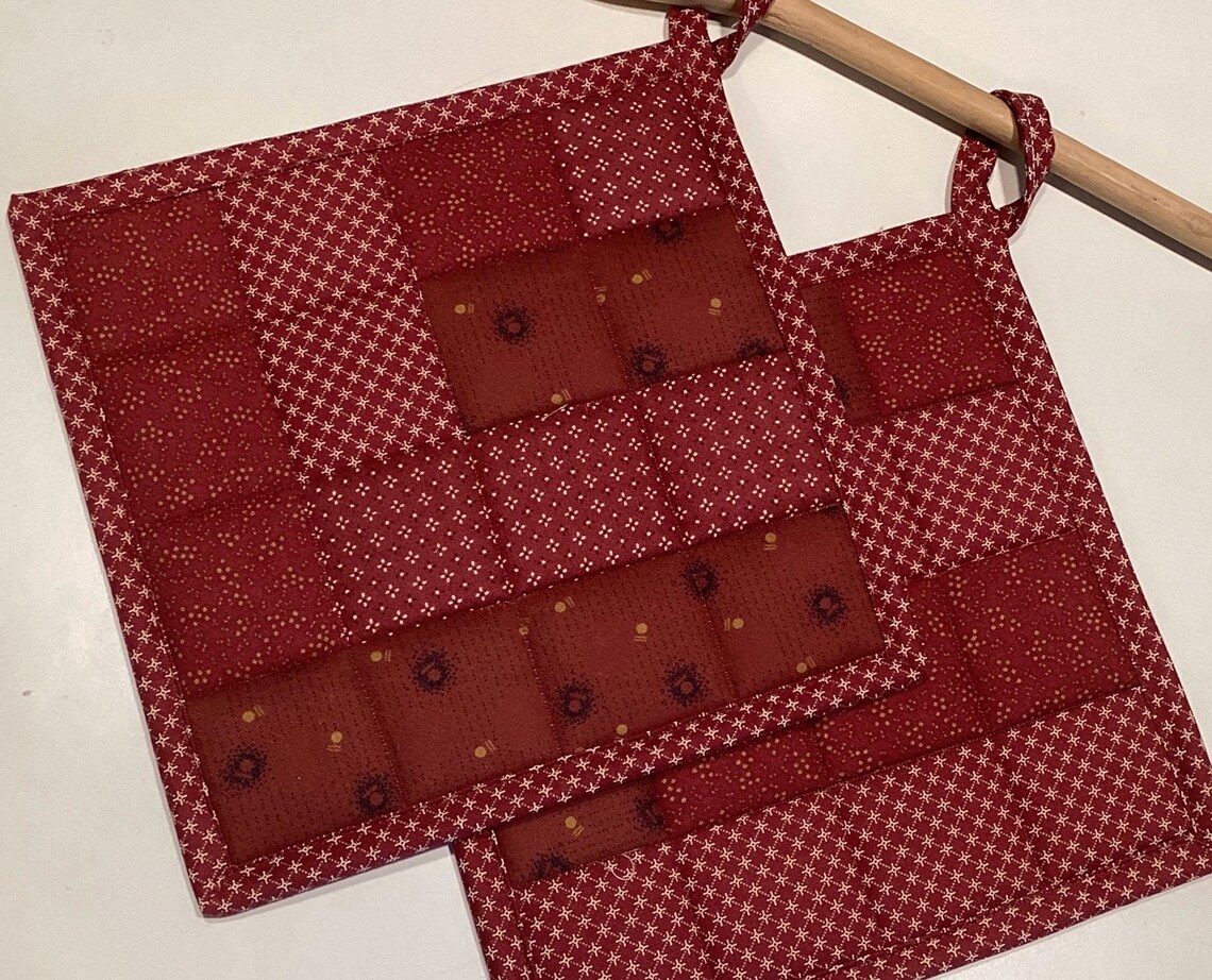 Berry Patchwork Hot Pads, Set of 2 - Etsy