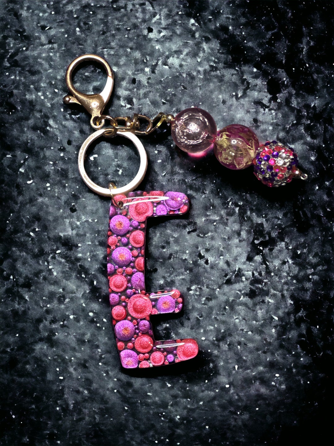 Dot Art Letter E Keychain: Bubblegum Bead Bag Charm - Etsy