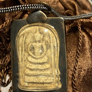 BUDDHA PROTECTION AMULET * Thai Traditional Buddha Protection Jewelry ...
