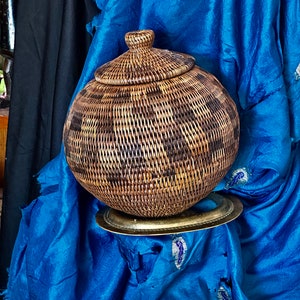 RATAN Round STORAGE BASKET * Ratan Storage Basket /lid * Fine Weave ...