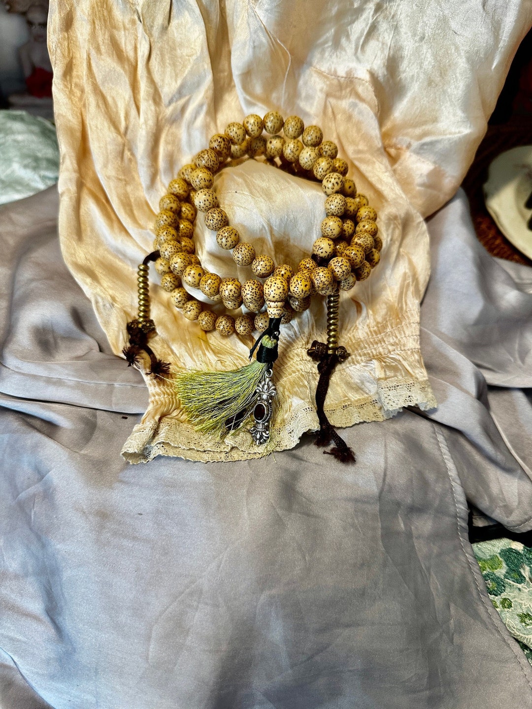 LOTUS Seed PRAYER MALA * Lotus Prayer Beads * Tibetan Lotus Mala ...