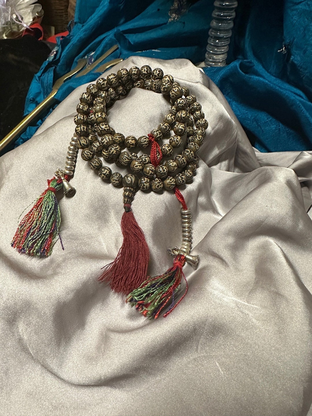 TIBETAN PRAYER MALA Tibetan Mantra Bead Mala Tibetan Buddhist ...