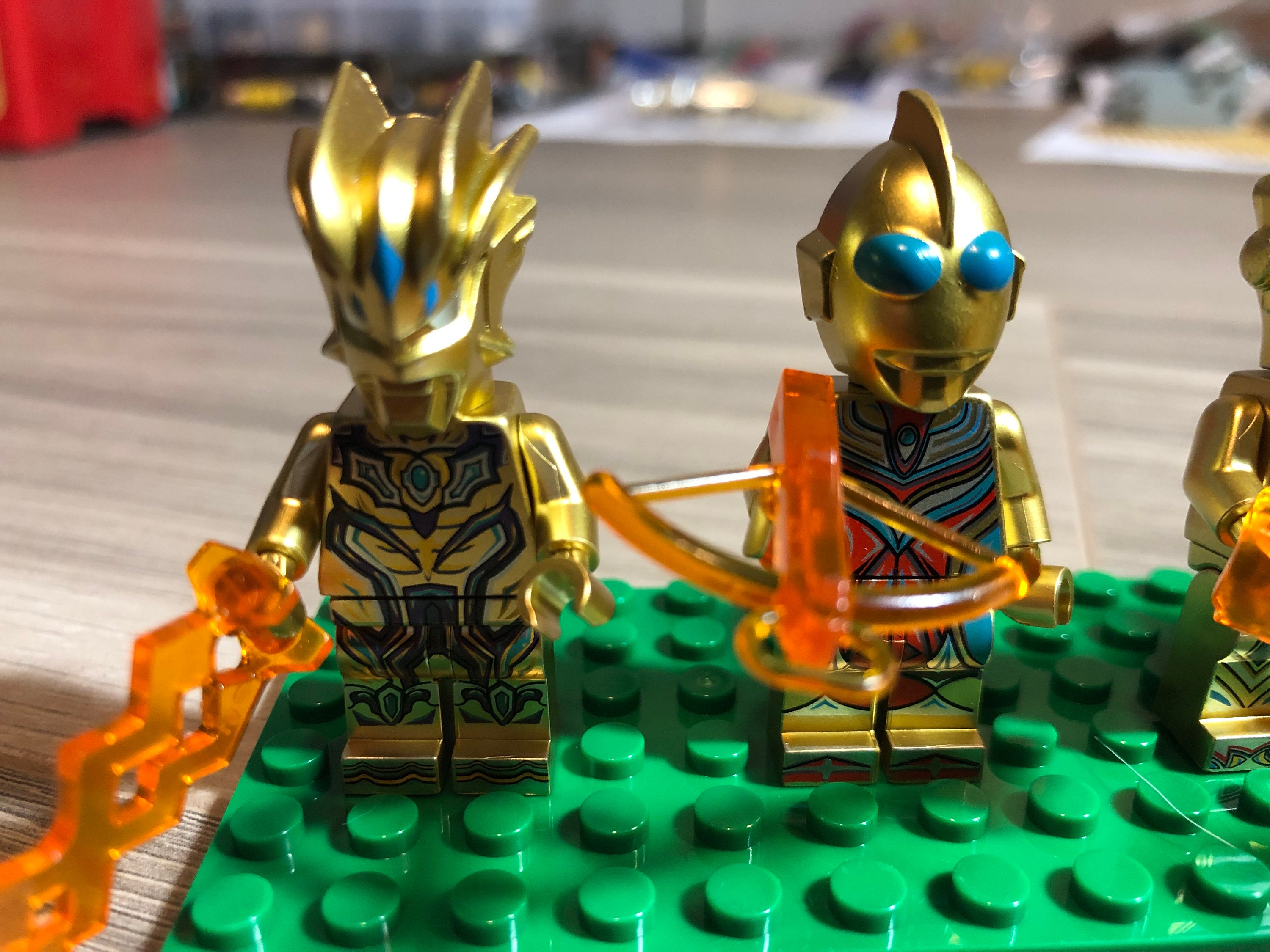 Alien Gold Warrior Custom Minifigure With Weapons - Etsy