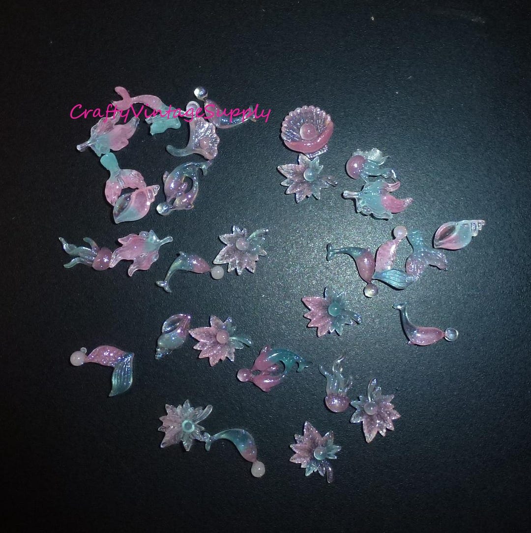 Mermaid Oyster Shell, Crab Shell, Seahorse Fish, Super Tiny Blue Pink ...