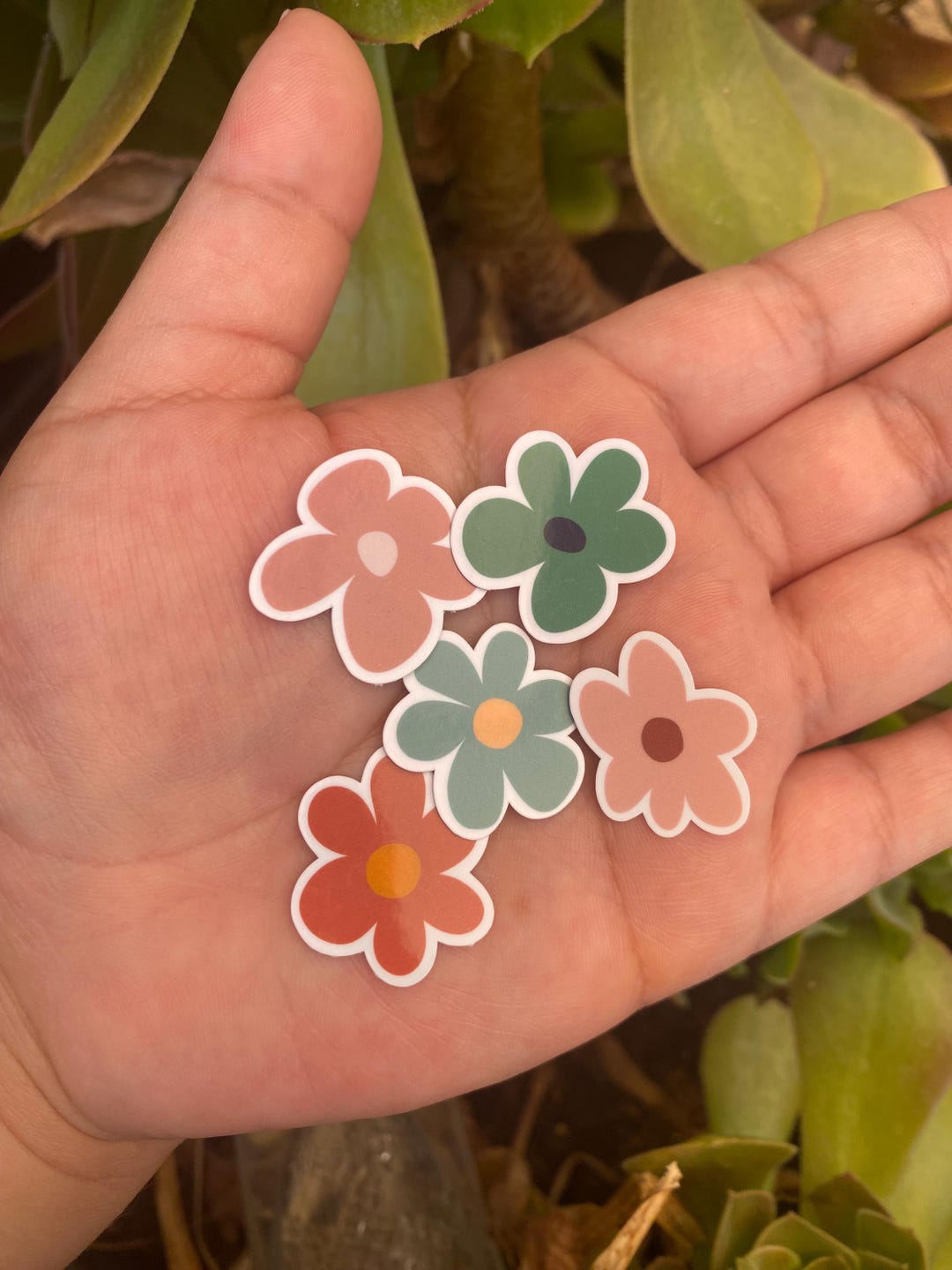 Mini Daisy Sticker Pack: Cottagecore Floral Vinyl Decals - Etsy