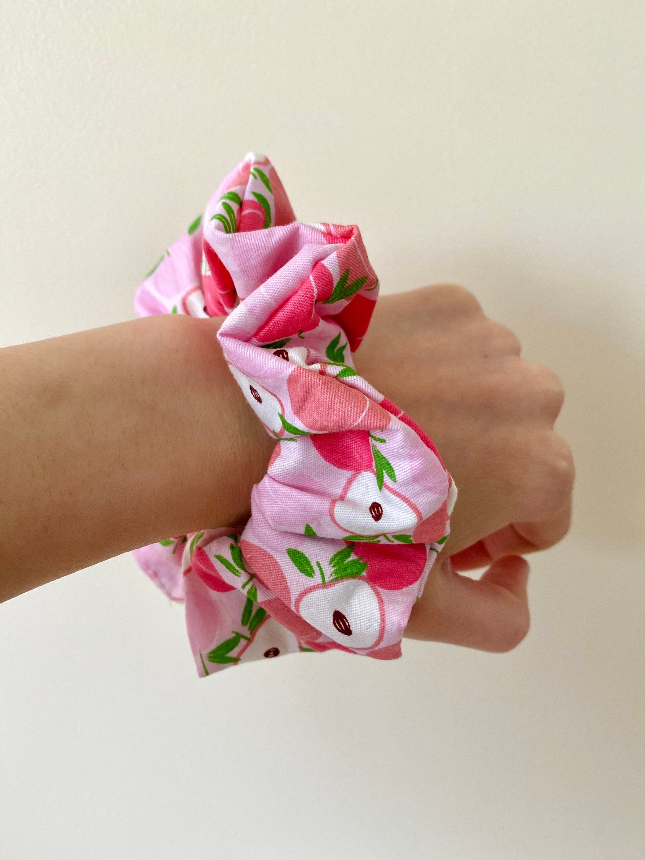 PEACH Fruit Print SCRUNCHIE Fun Funky Cute scrunchies | Etsy
