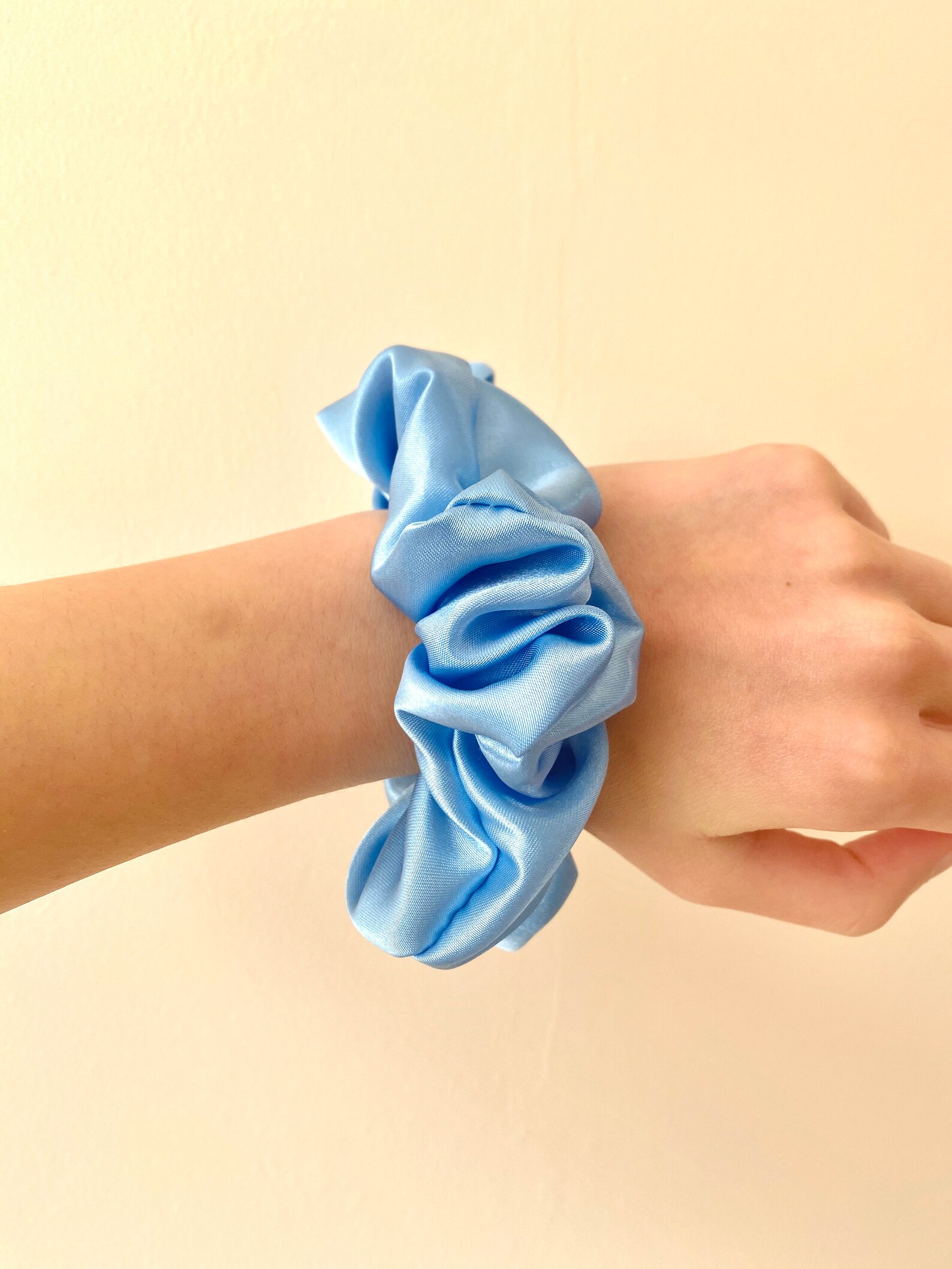 Sky BLUE SATIN SCRUNCHIE / Baby Blue 2 Size Options free Uk | Etsy