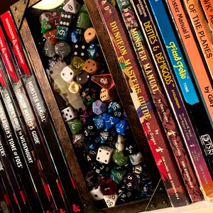 RPG Dice Book Nook / Shelf Display - Etsy