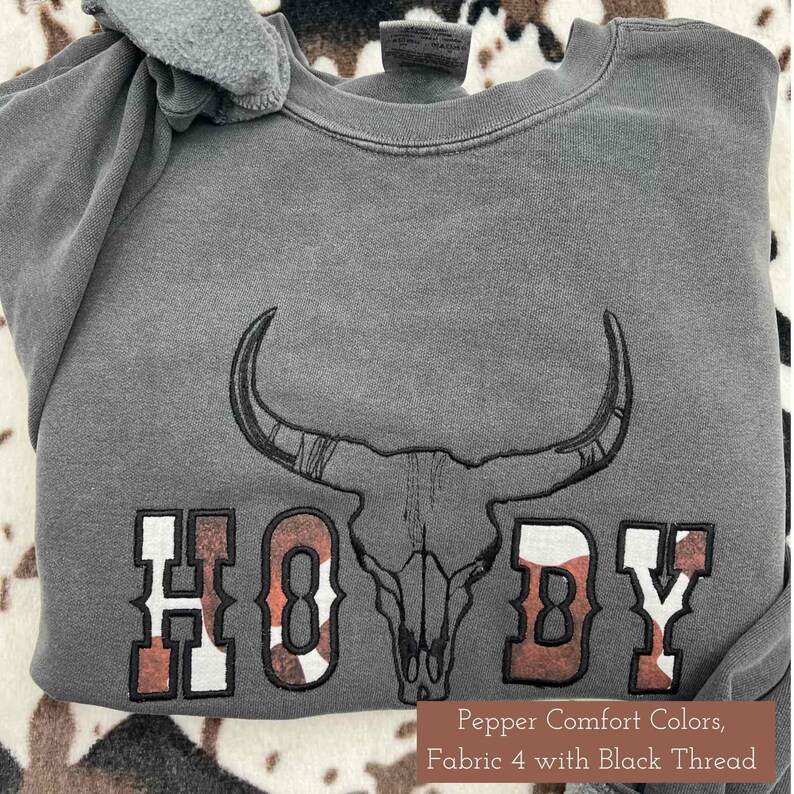 Embroidered Howdy Cow Skull Sweatshirt, Western Graphic Crewneck - Etsy