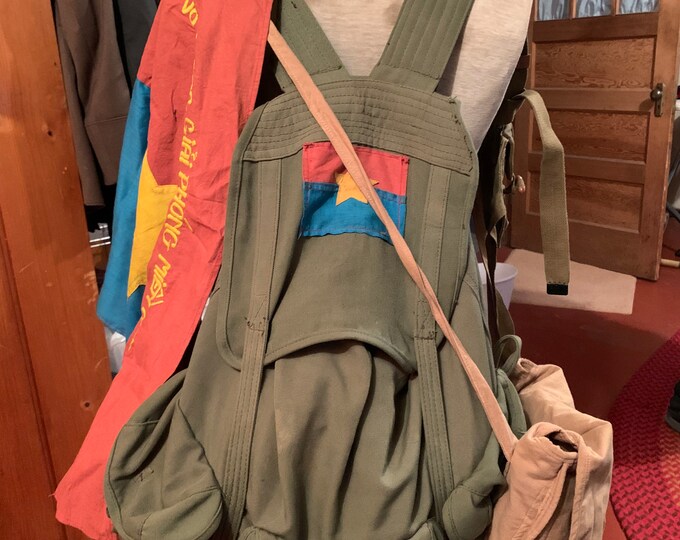 1960s NVA/ Vietcong SKS Ammo Belt, Backpack, Medical Bag, NVA Flag - Etsy