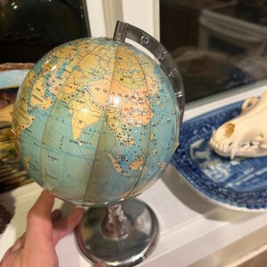 1983 Vintage Chinese Globe - Etsy