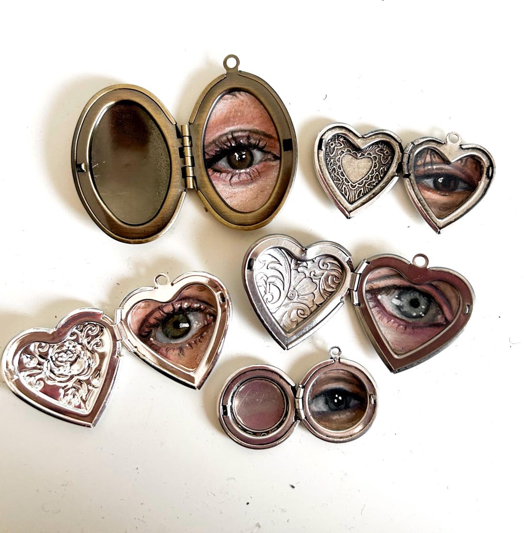 Custom Handpainted Lover's Eye Locket - Etsy Canada
