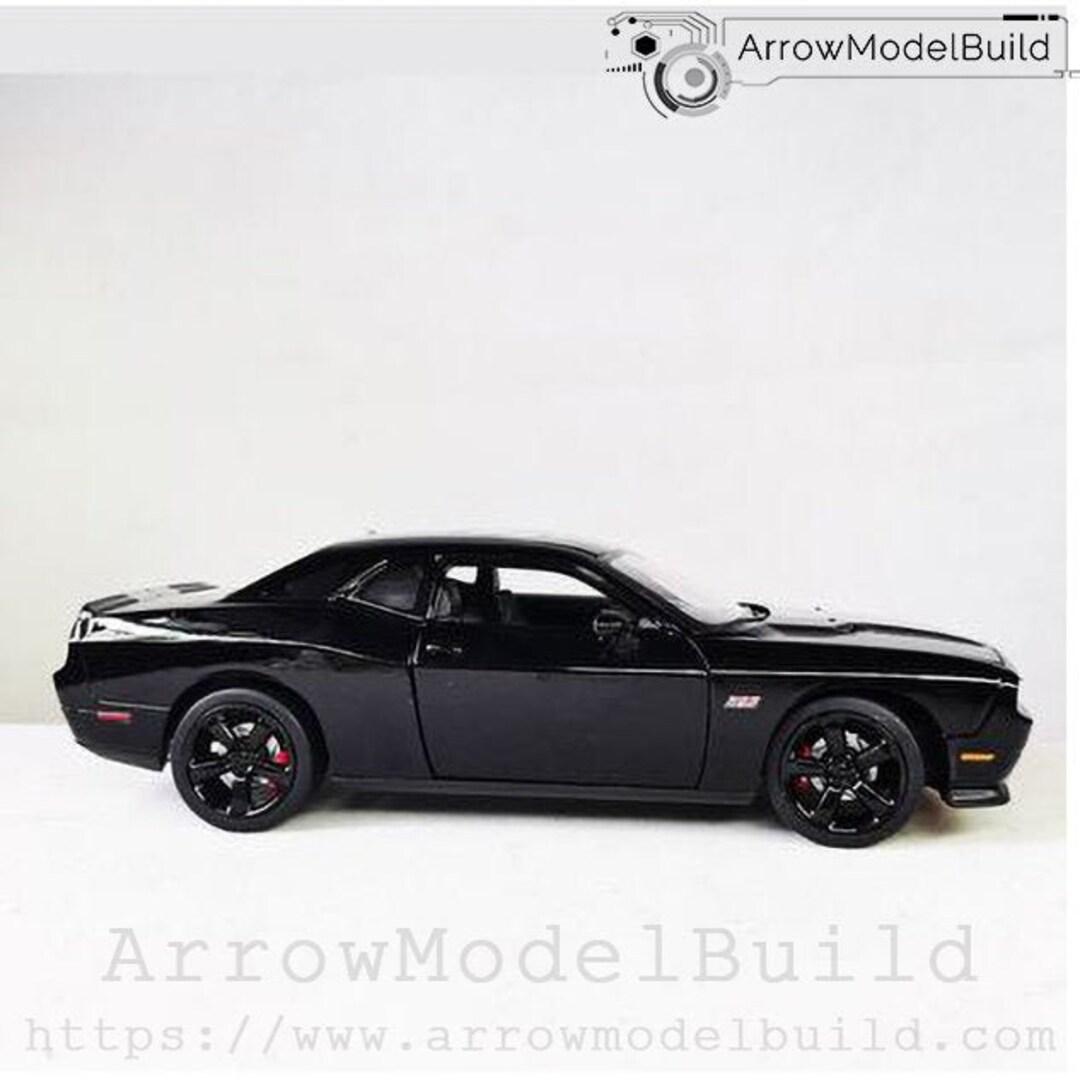 Arrowmodelbuild Dodge Charger Challenger SRT interstellar Black Bee ...