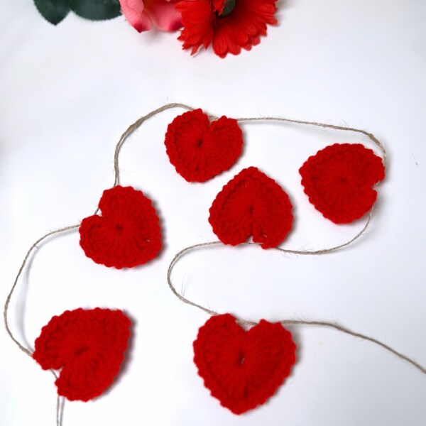 Red Heart Garland - Etsy