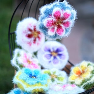 Flower B Handmade Scrubbies Random Color Dish & Pot Reusable Eco ...