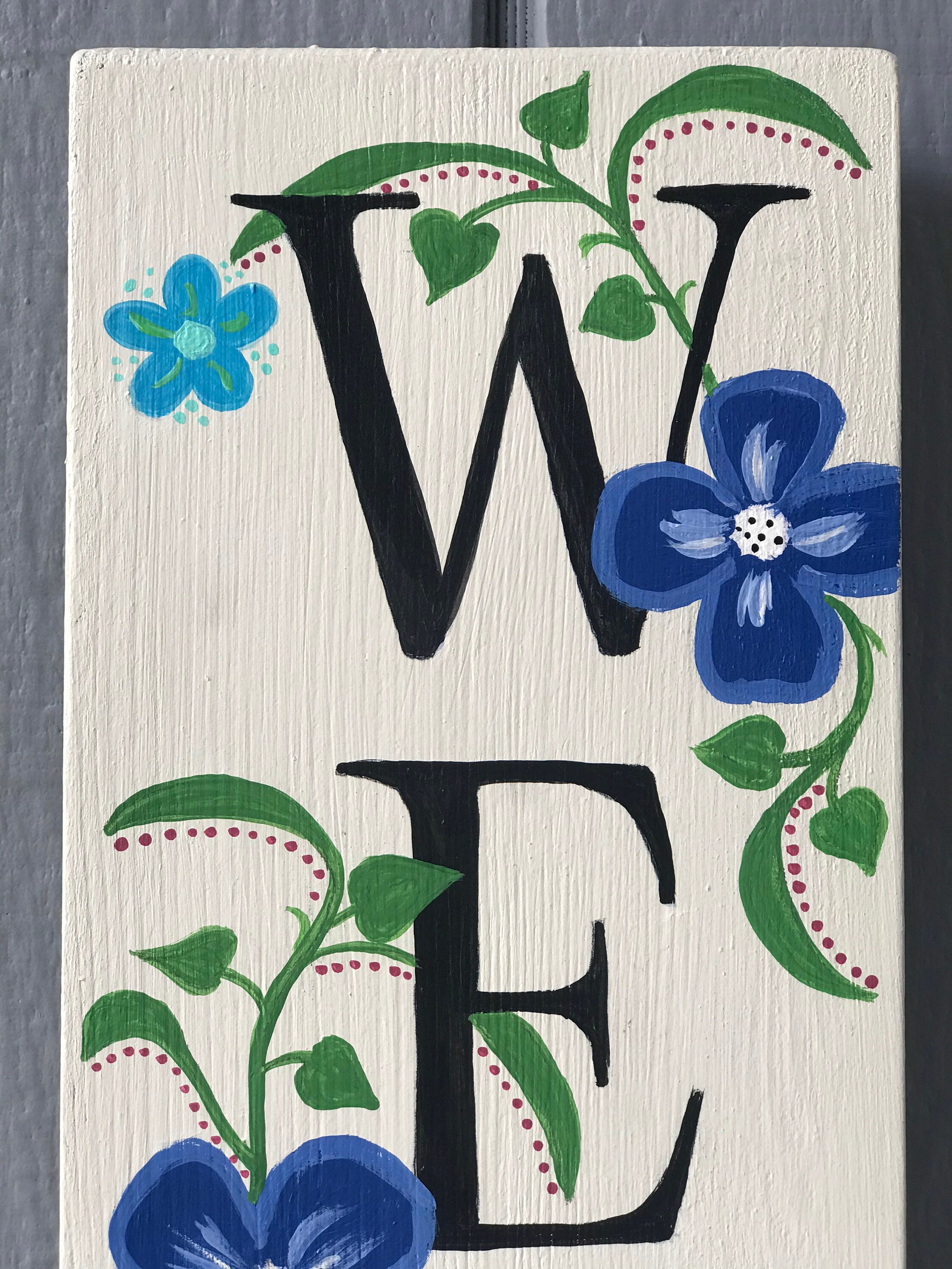 Blue Flower Welcome Sign - Etsy