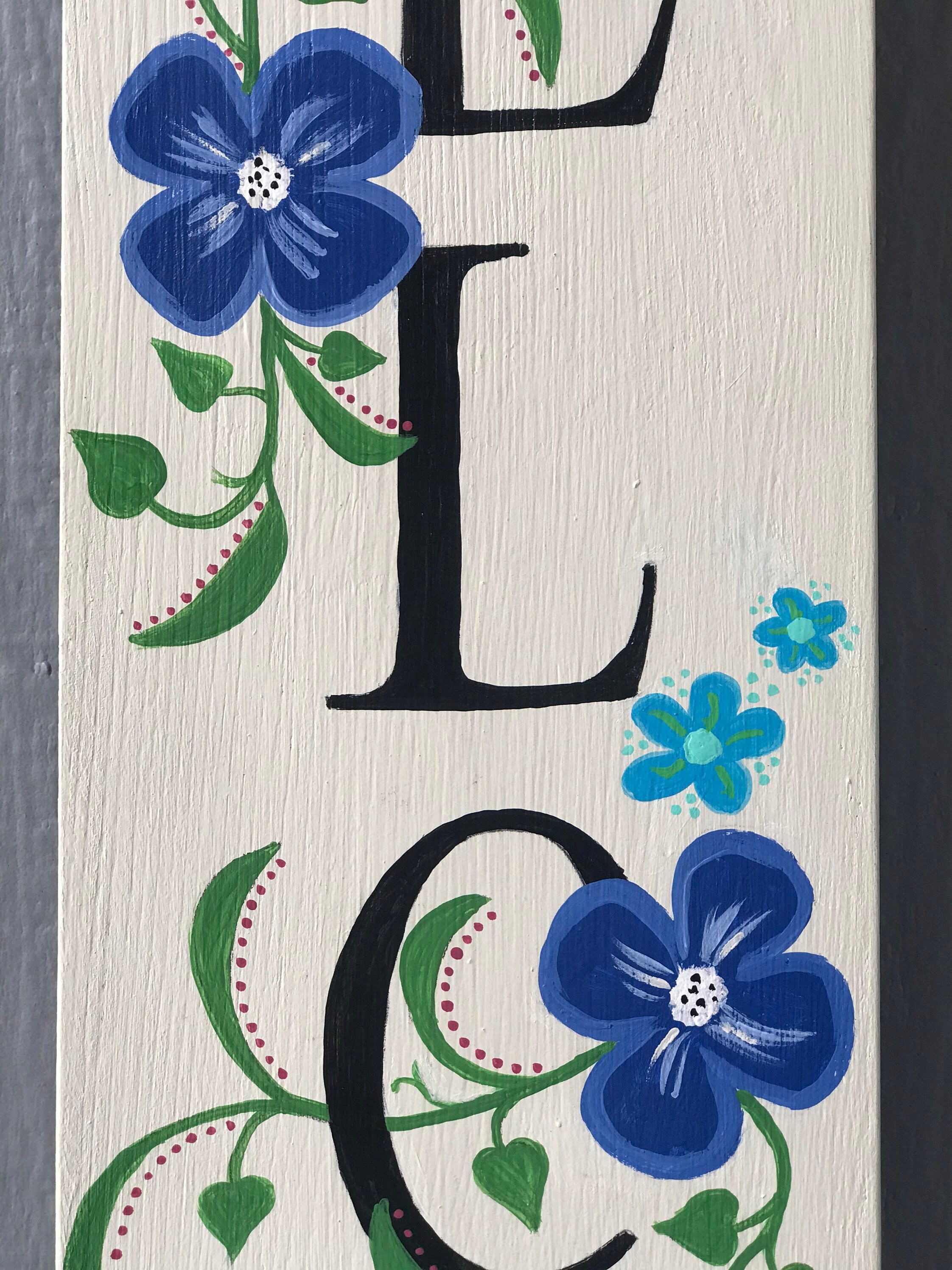 Blue Flower Welcome Sign - Etsy