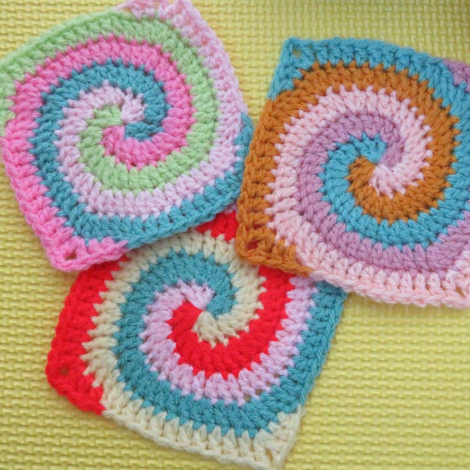 Spiral Granny Square - Crochet Pattern - PDF Pattern - Etsy