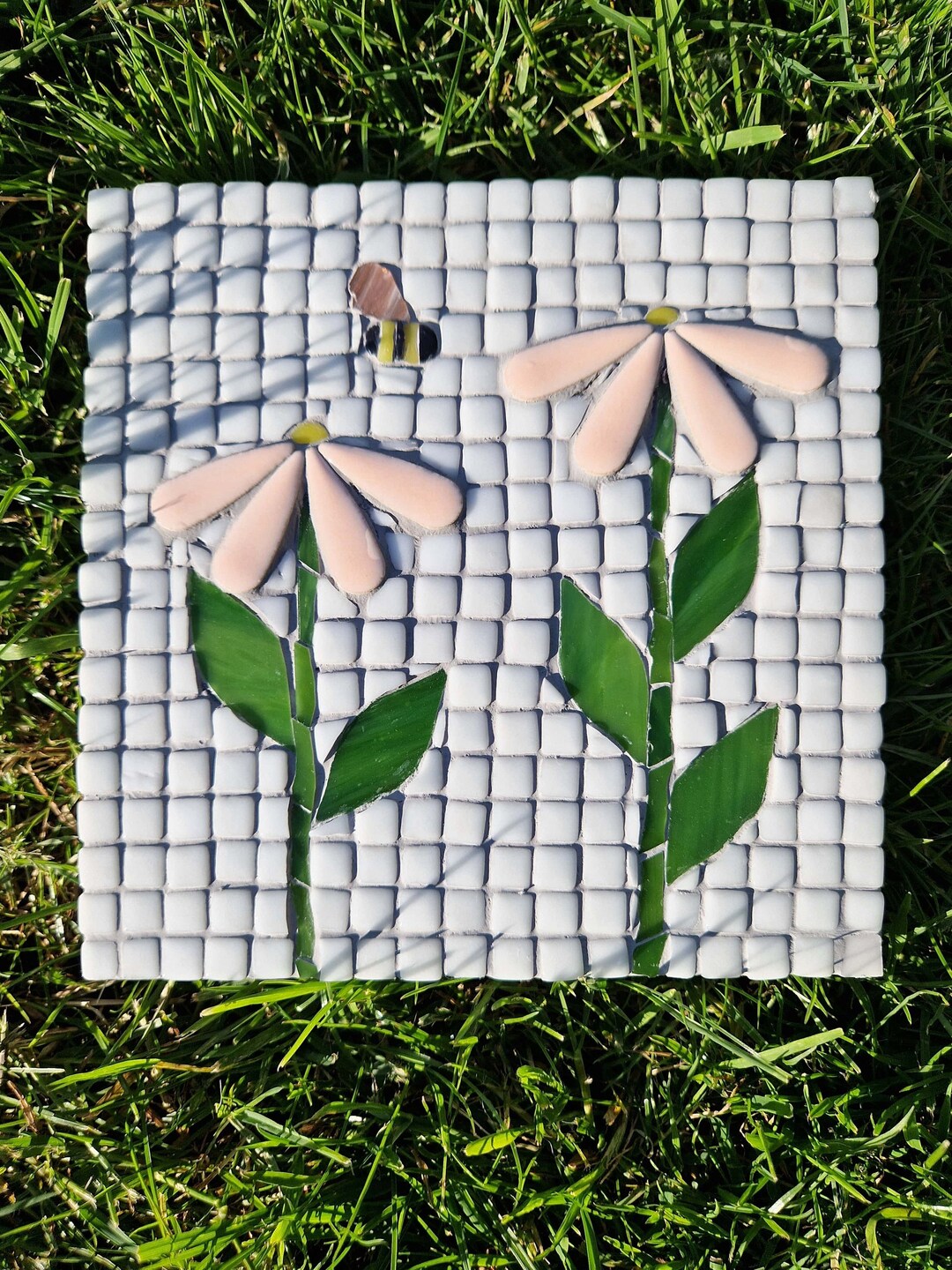 Daisy Mosaic Plaque Handmade Mosaic Mosaic Flowers Mosaic - Etsy