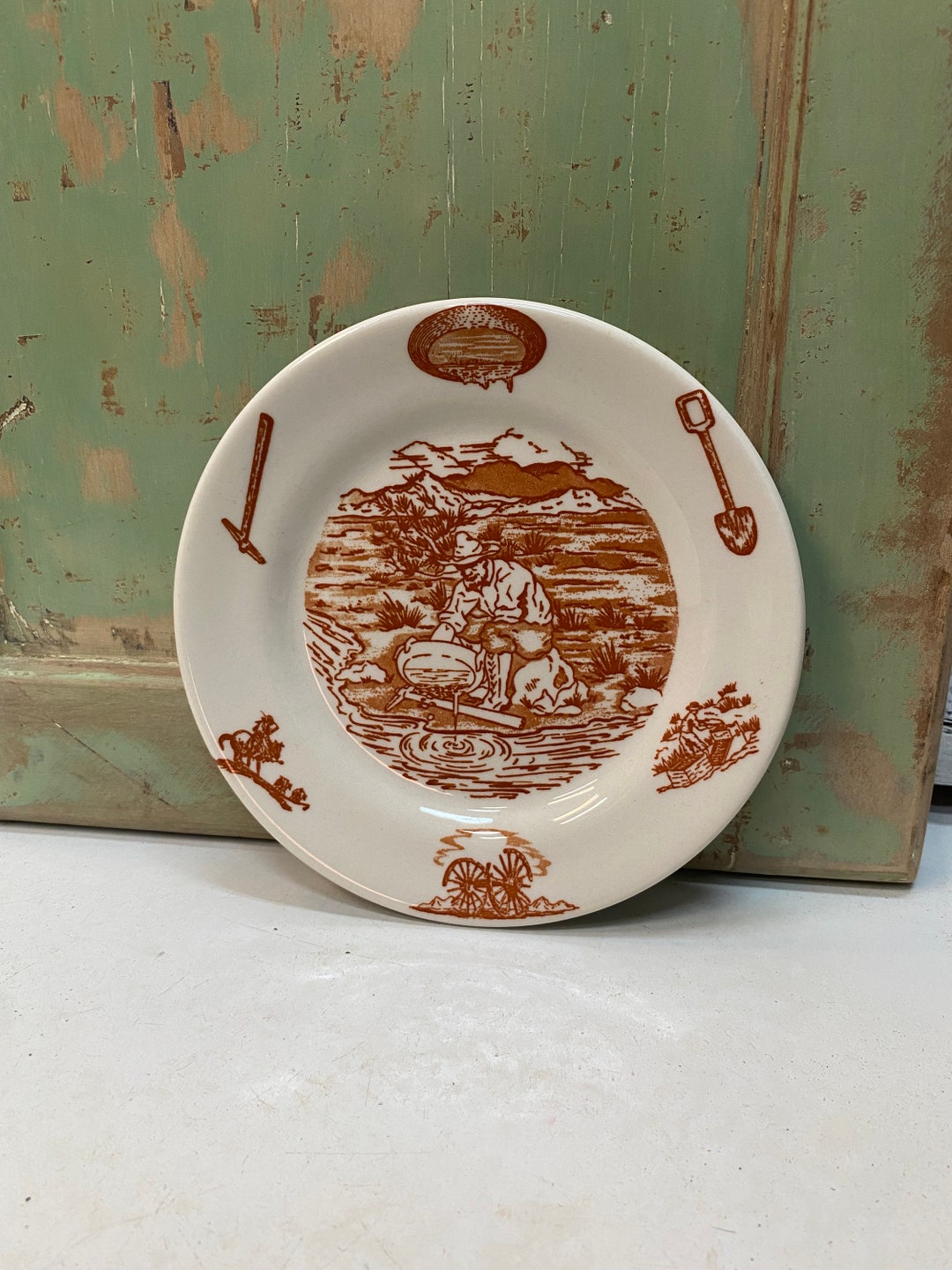 Vintage 1952 5 5/8” Round Small Plate Wallace China 49er Pattern Gold ...